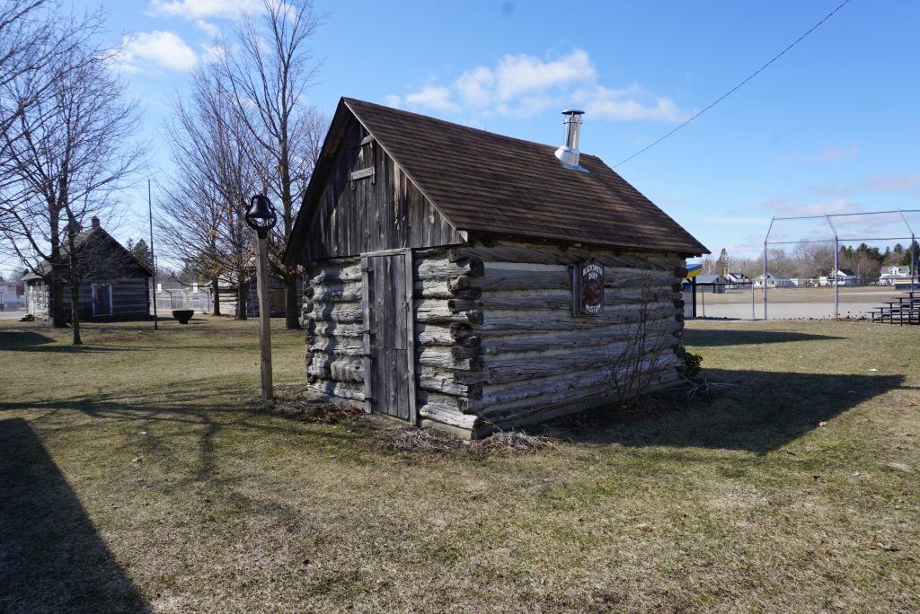 Discover 15 Enchanting Michigan Pioneer Log Cabins In Huron, Sanilac ...