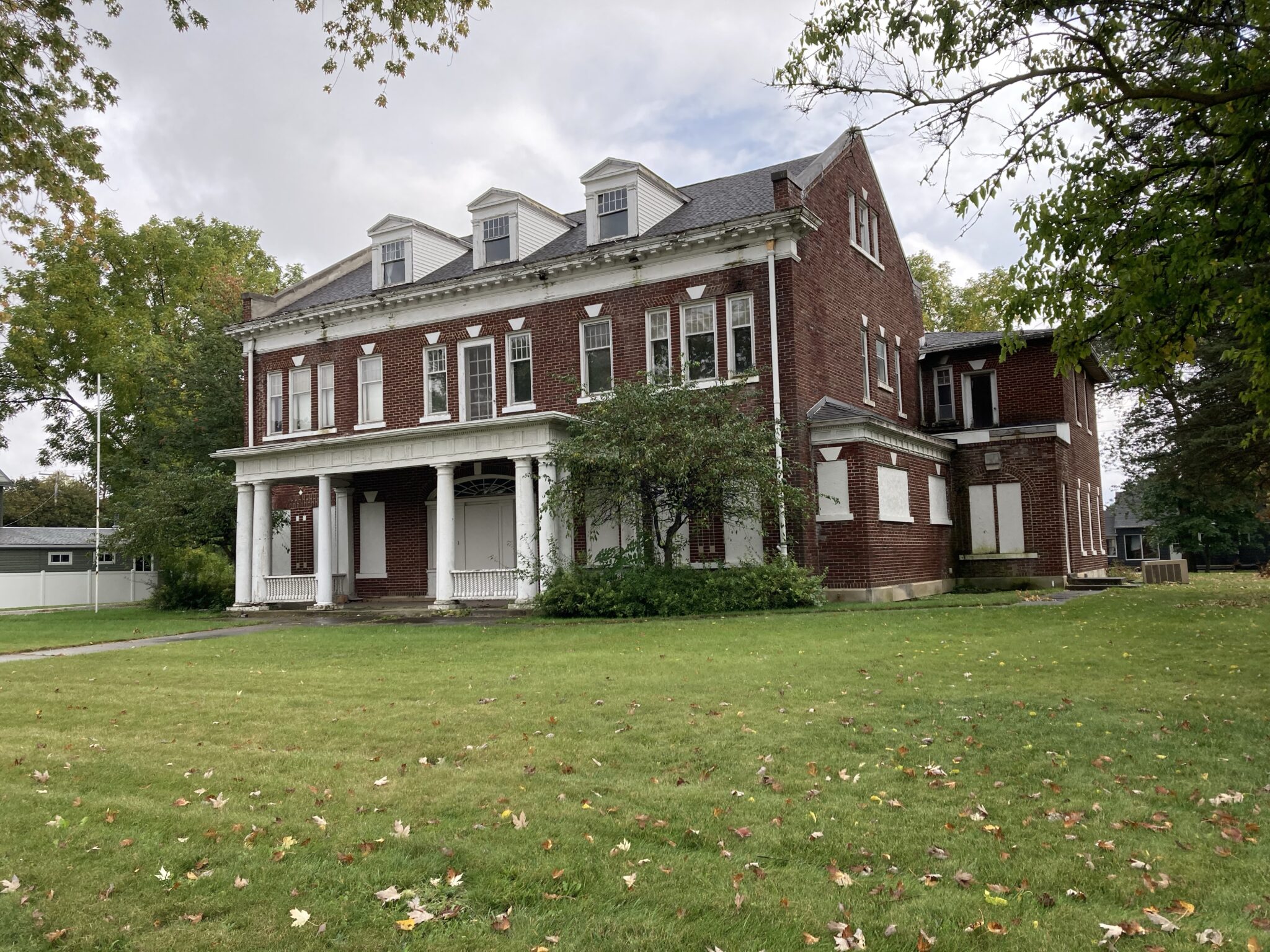 8 Haunted Michigan And Spooky Sites To Visit In The Thumb Region