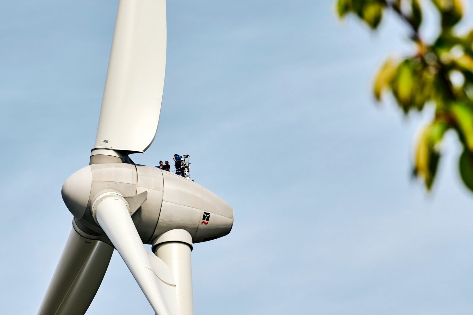 Offshore Vs Onshore Wind Farms 20 Points On Which Is Better offshore-vs-onshore-wind-farms-20-points-on-which-is-better