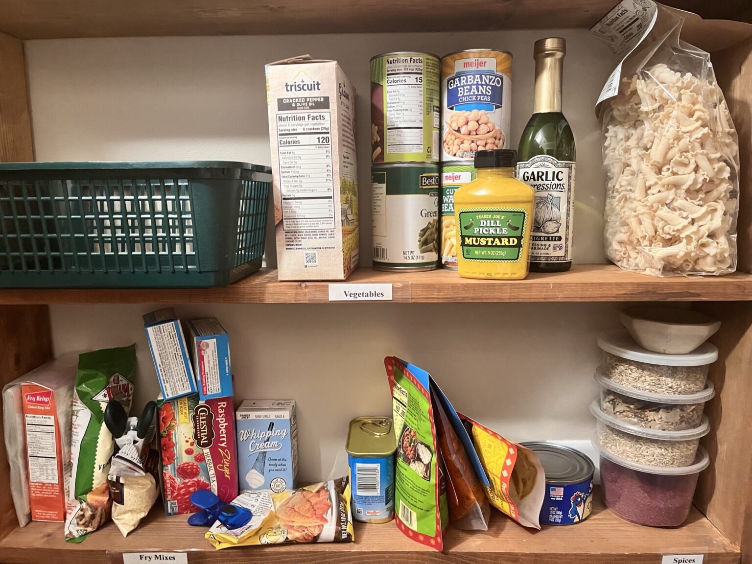 Top 8 Tips To Maximize The Shelf Life Of Stored Food For Safe Cabin ...