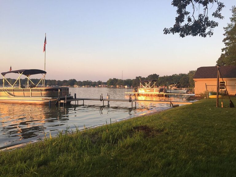 Top 10 All Sports Lakes In Michigan - Fun Is Steps Away
