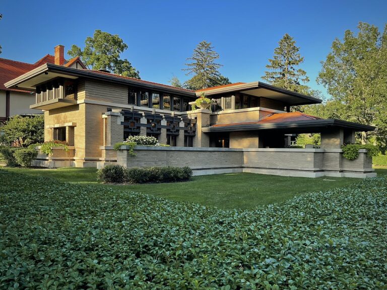 40 Exquisite Michigan Mansions And Estates You Can Visit And Tour