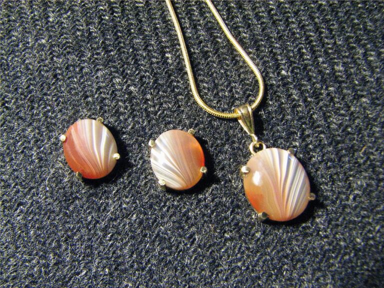 Lake Superior Agates - 4 Amazing Facts That Rock The Shores
